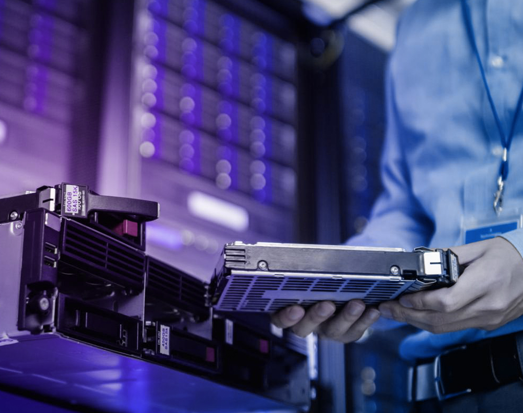 خدمات و راهکارهای ذخیره‌سازی داده‌های سازمانی - رمیس